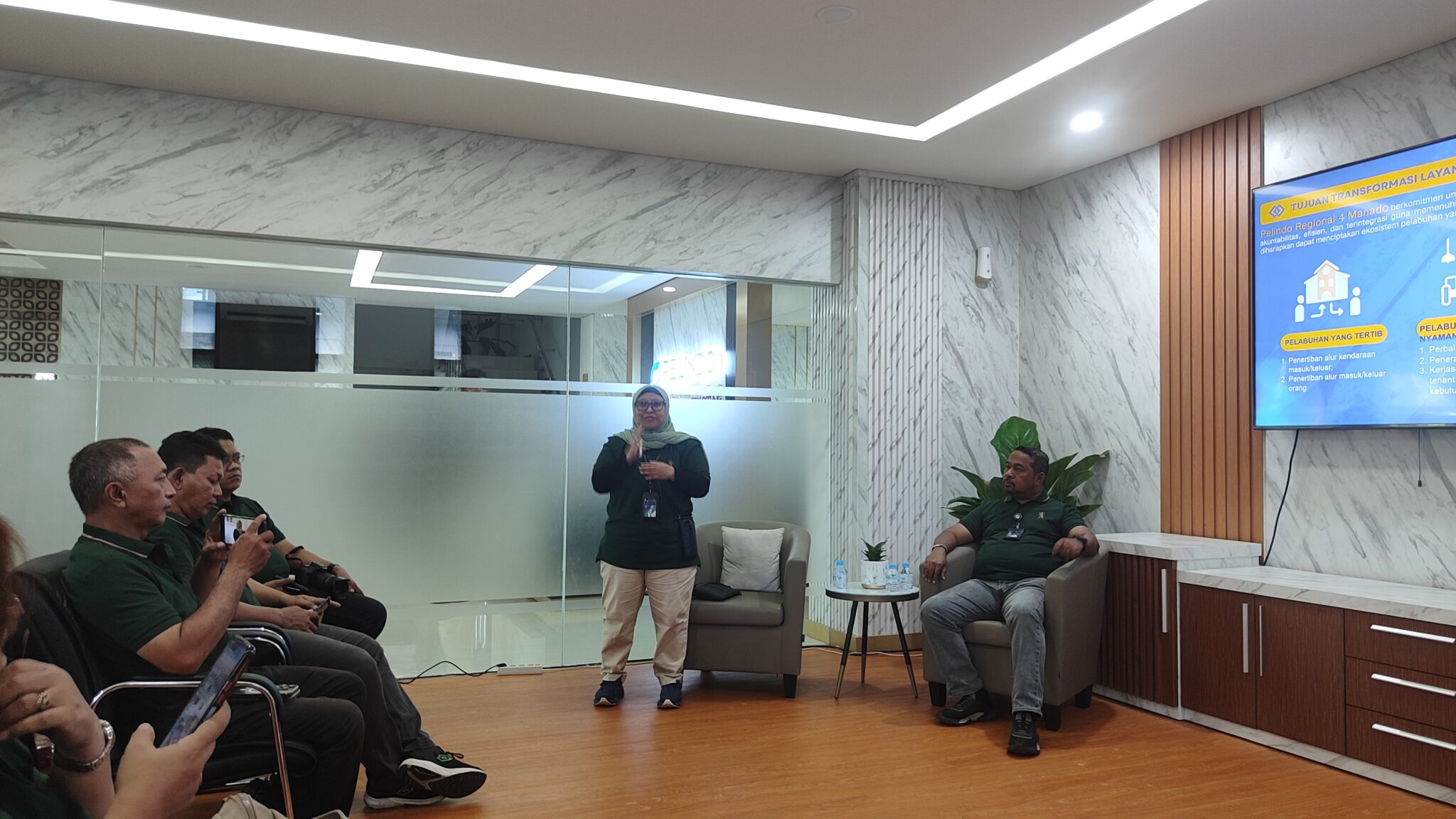 Pelabuhan Manado menuju transformasi digital 2025: Transaksi Qris dan ...