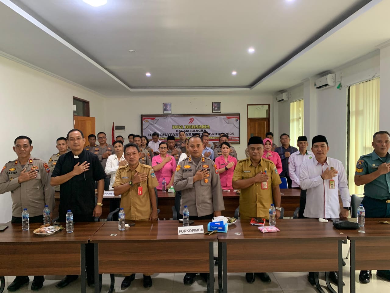 Doa lintas agama jadi simbol toleransi di HUT ke-79 Bhayangkara Polres Bolsel